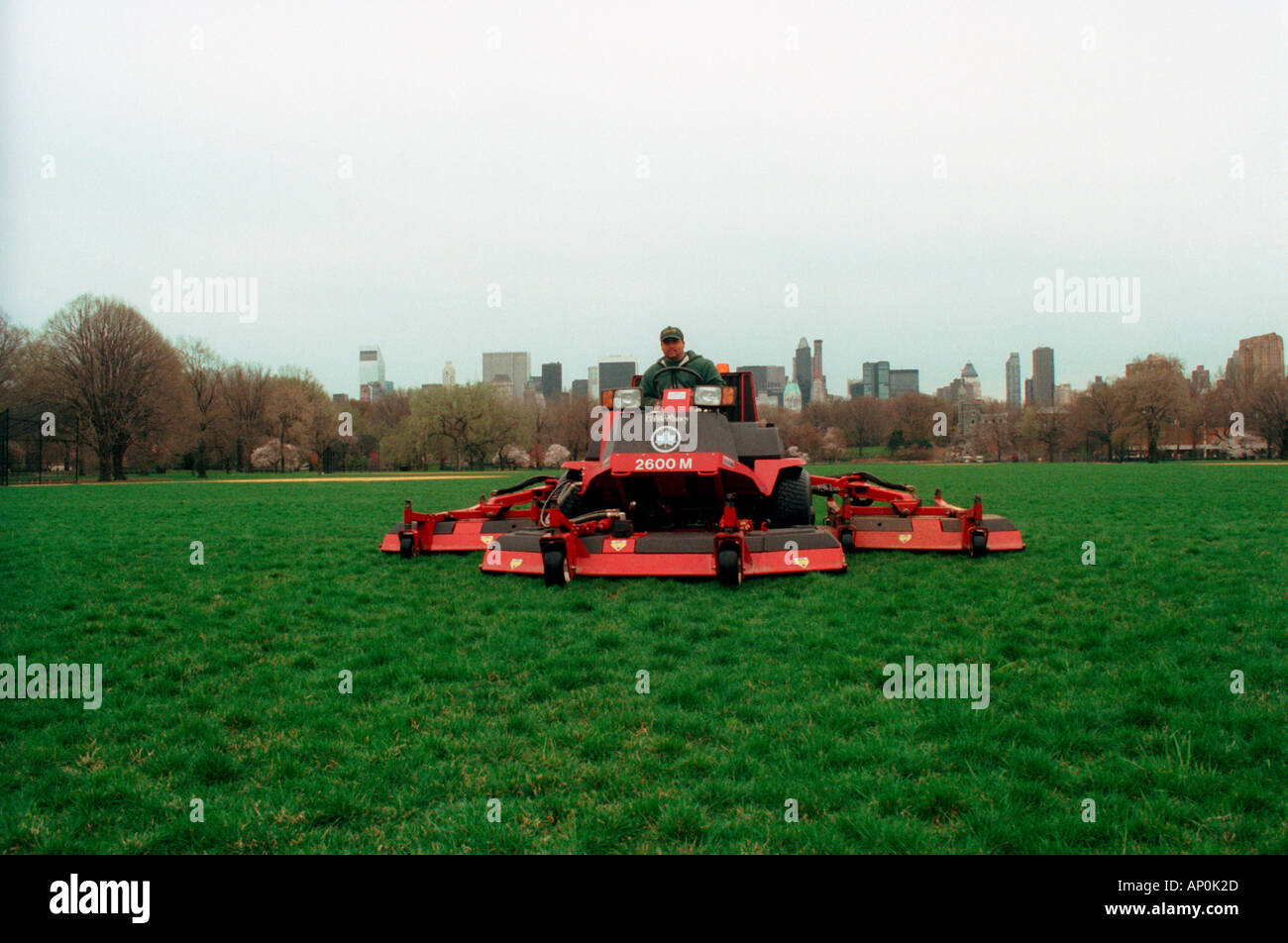 New york central park spring aerial hi-res stock photography and images ...