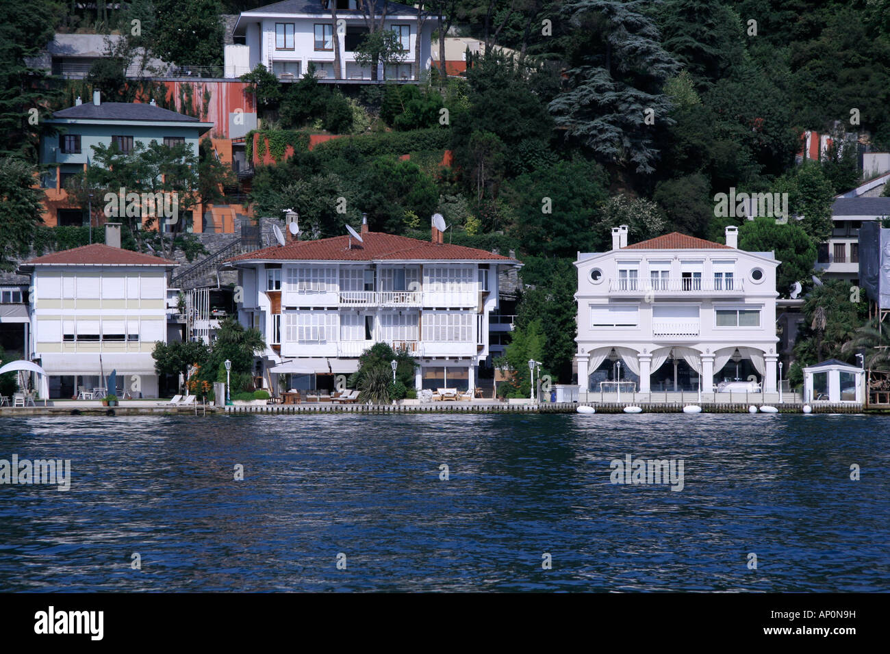 houses on the bosphorus istanbul turkey Stock Photo - Alamy