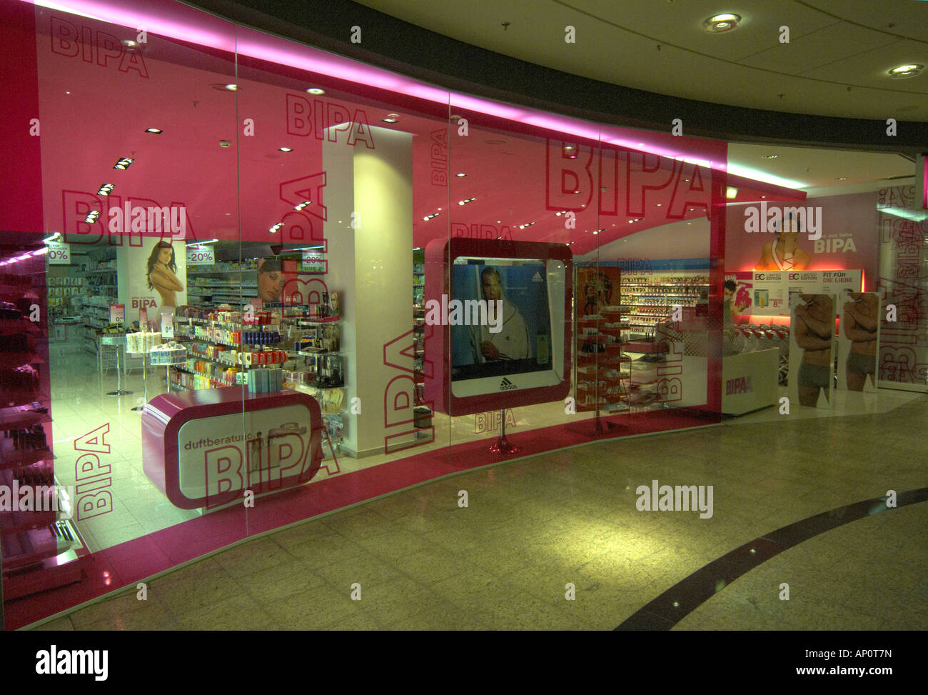 Biba hi-res stock photography and images - Alamy