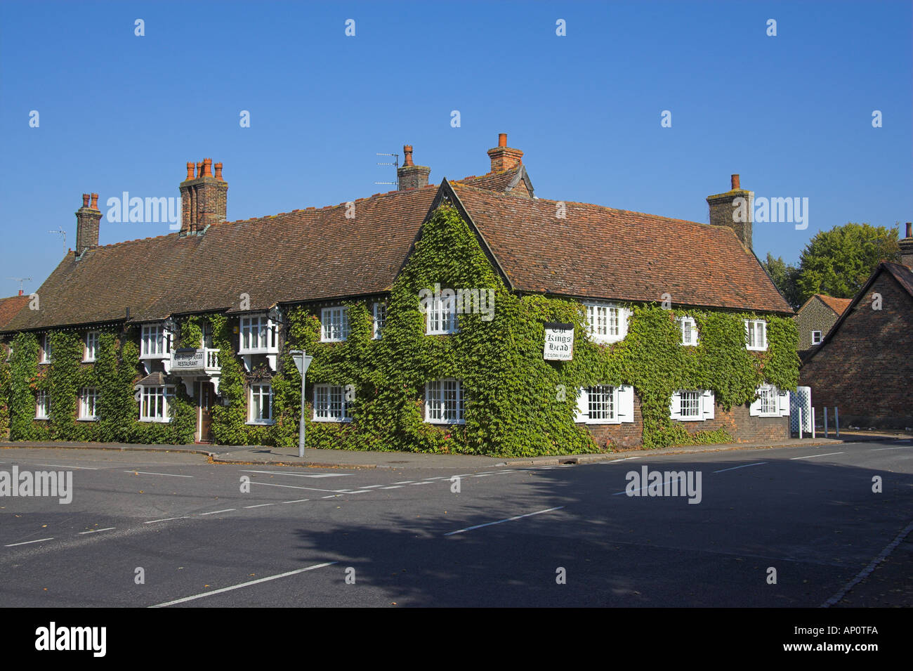 The Kings Head Restaurant and Public House, Ivinghoe, Buckinghamshire ...