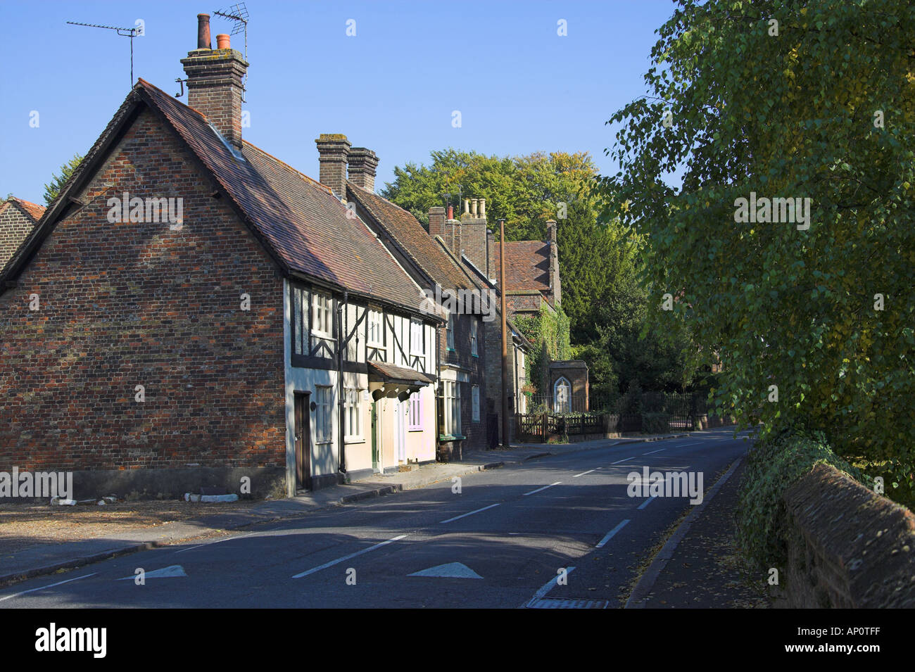 Ivinghoe village hi-res stock photography and images - Alamy