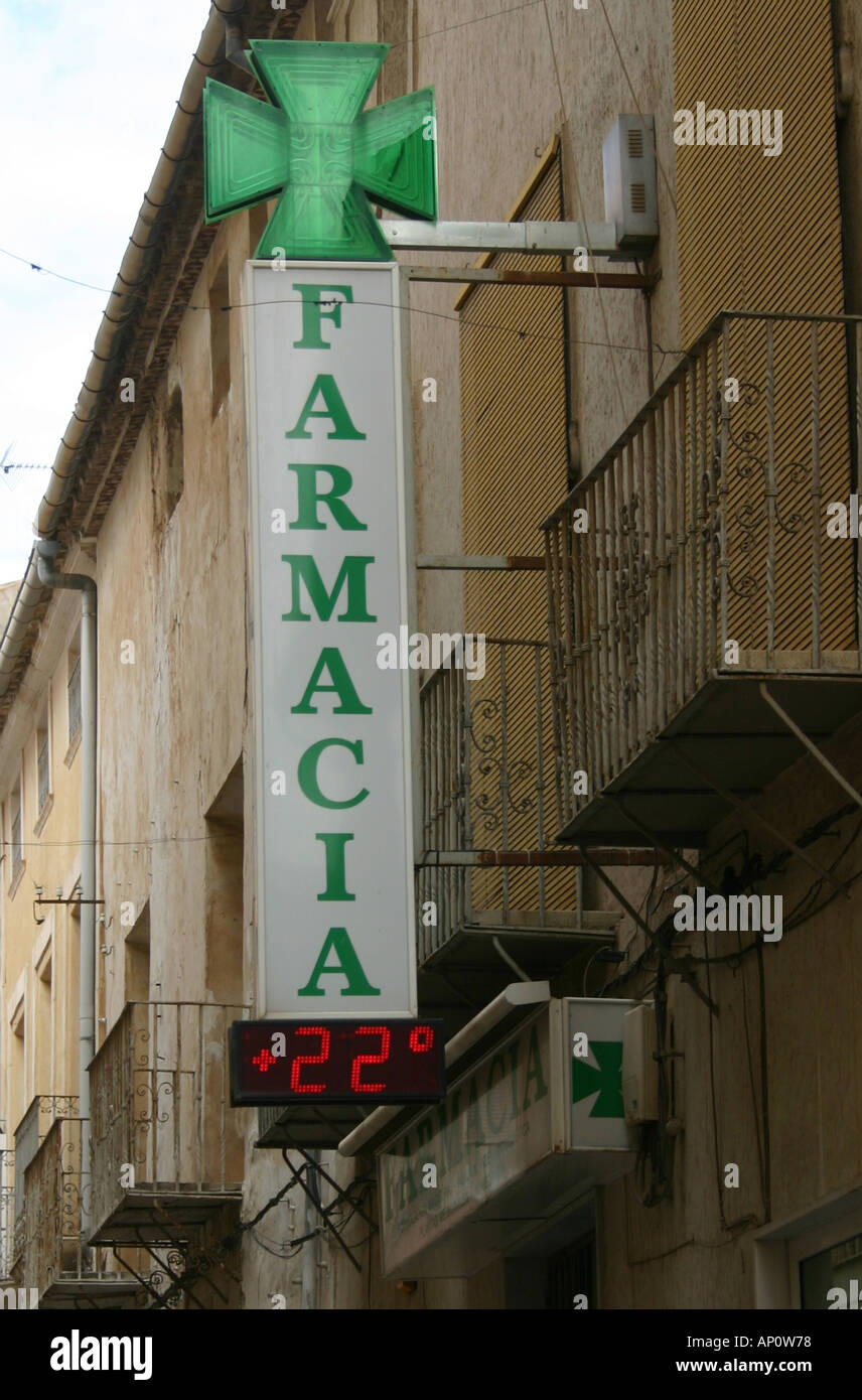 Spain pharmacy hi-res stock photography and images - Alamy