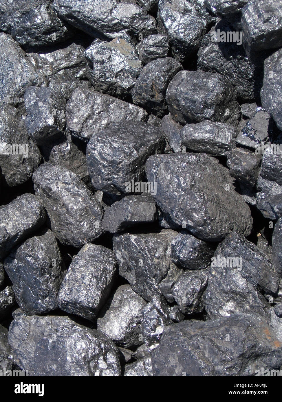 Rock and coal contrast hi-res stock photography and images - Alamy