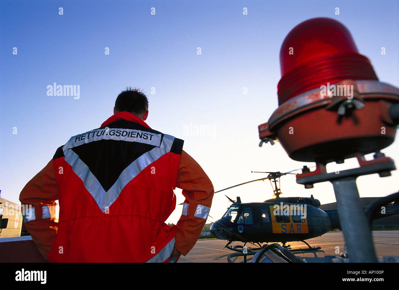 Helicopter emergency medical services hi-res stock photography and ...