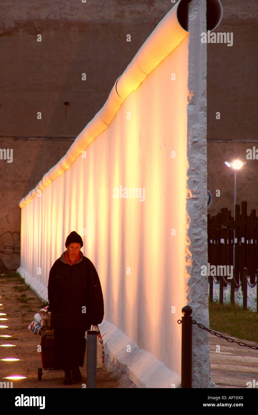 Berlin Wall, Checkpoint Charlie, Berlin, Germany Stock Photo - Alamy