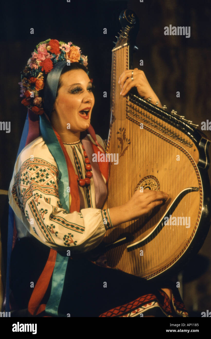 Russia Folk singer Stock Photo - Alamy