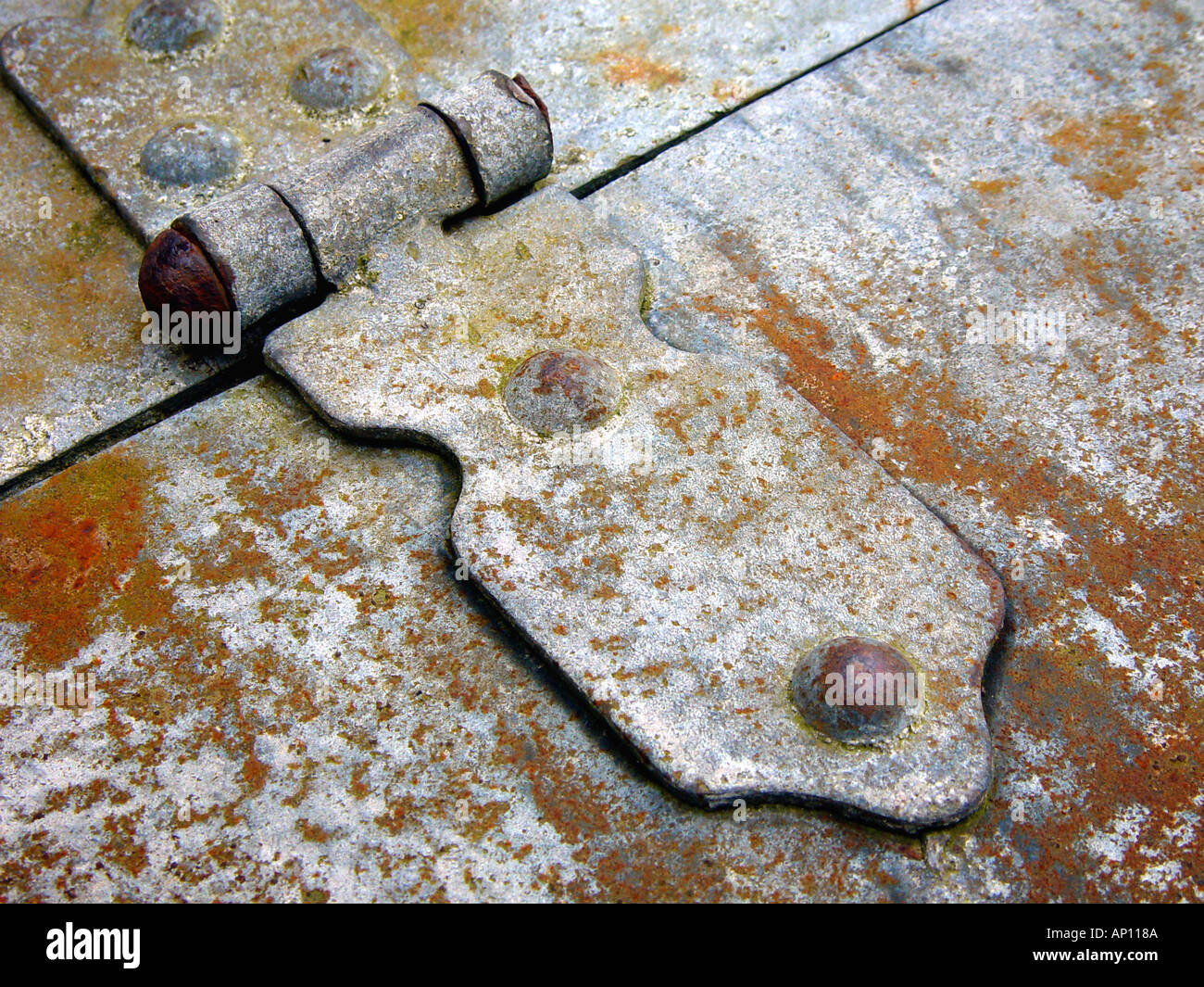 Unhinged hi-res stock photography and images - Alamy