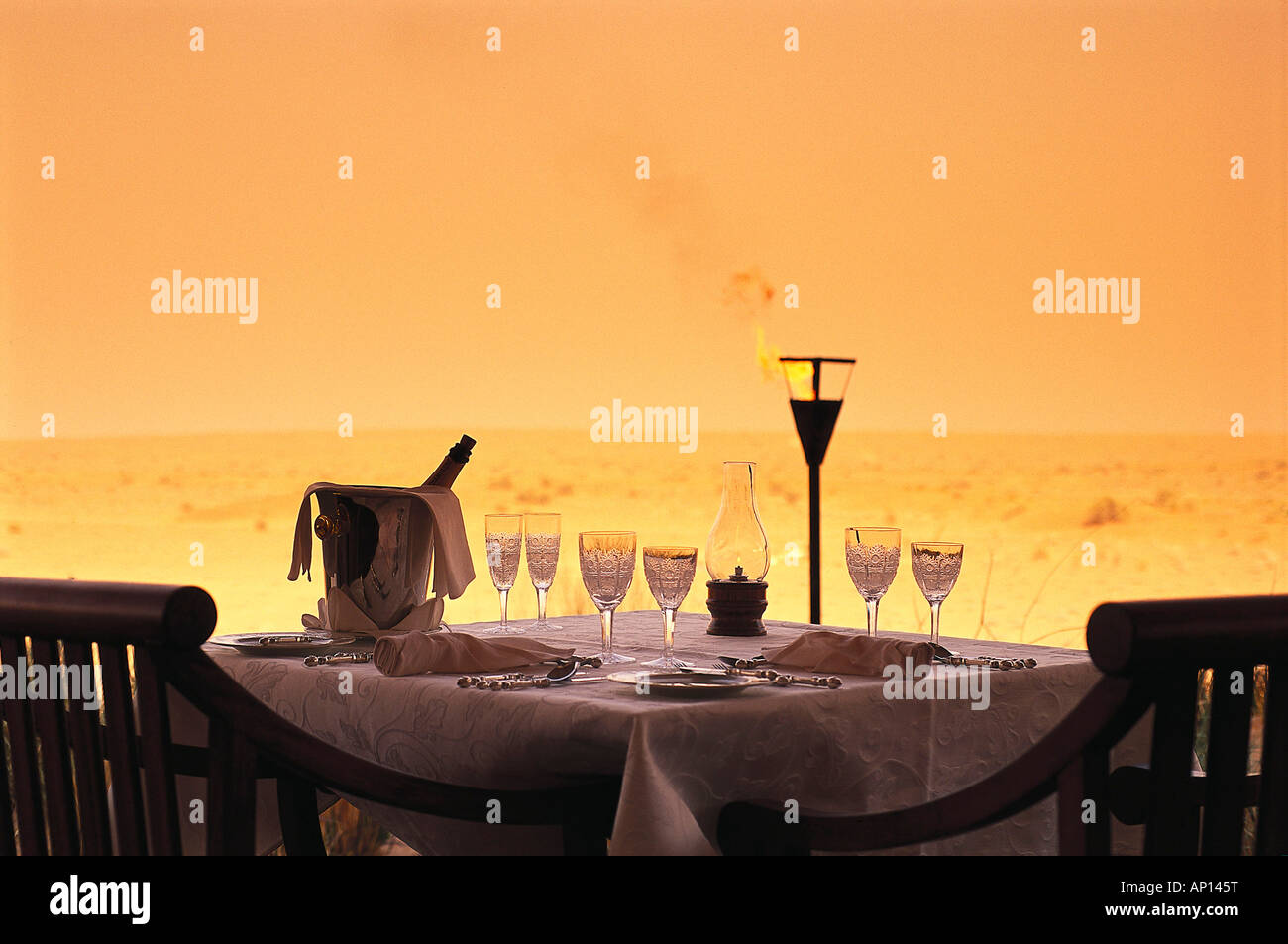 Al Maha Desert Resort Dubai High Resolution Stock Photography and ...