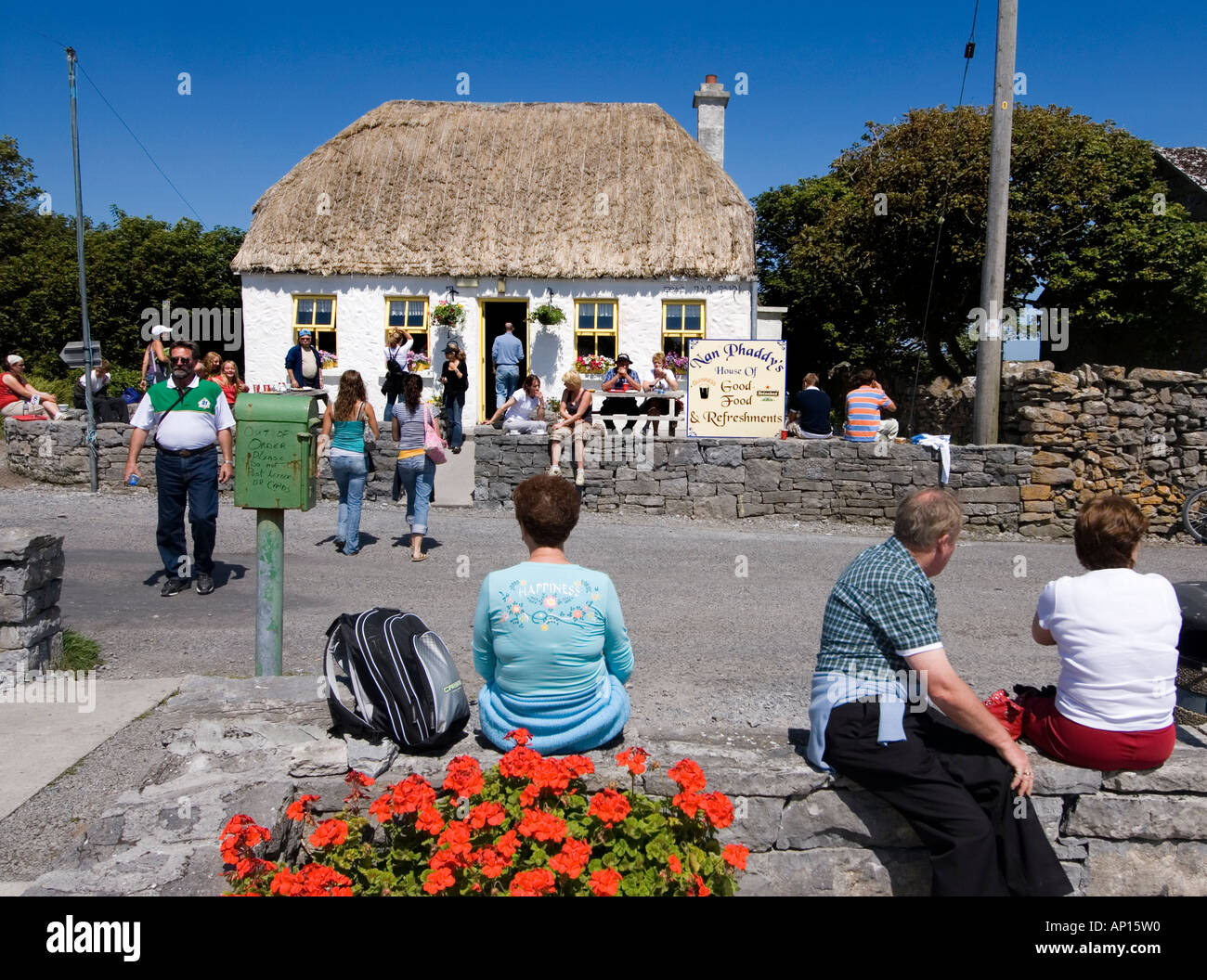 Dun angus dun aonghusa fort inish more inishmore aran islands hi-res ...