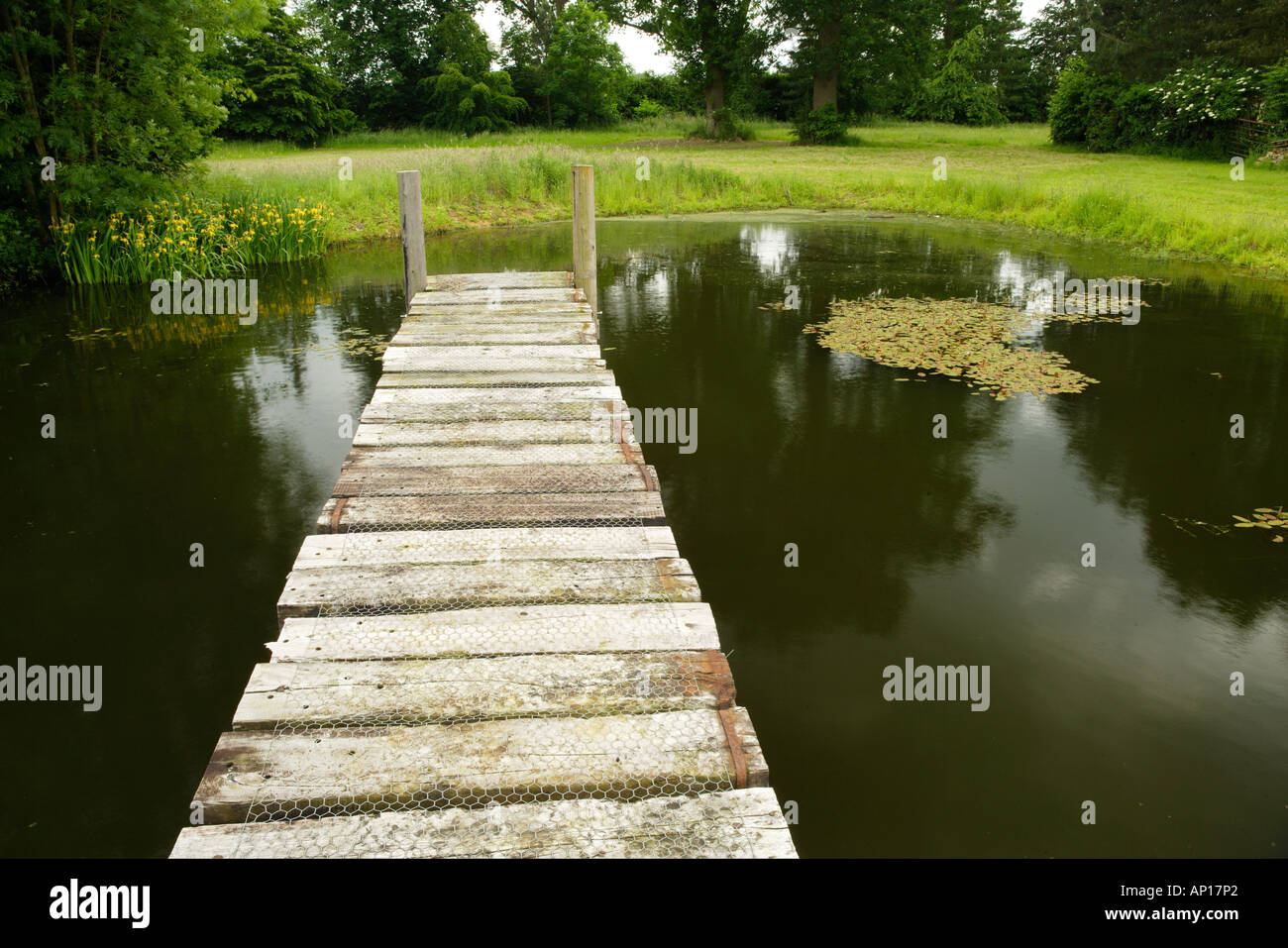 Large expanse lawn hi-res stock photography and images - Alamy