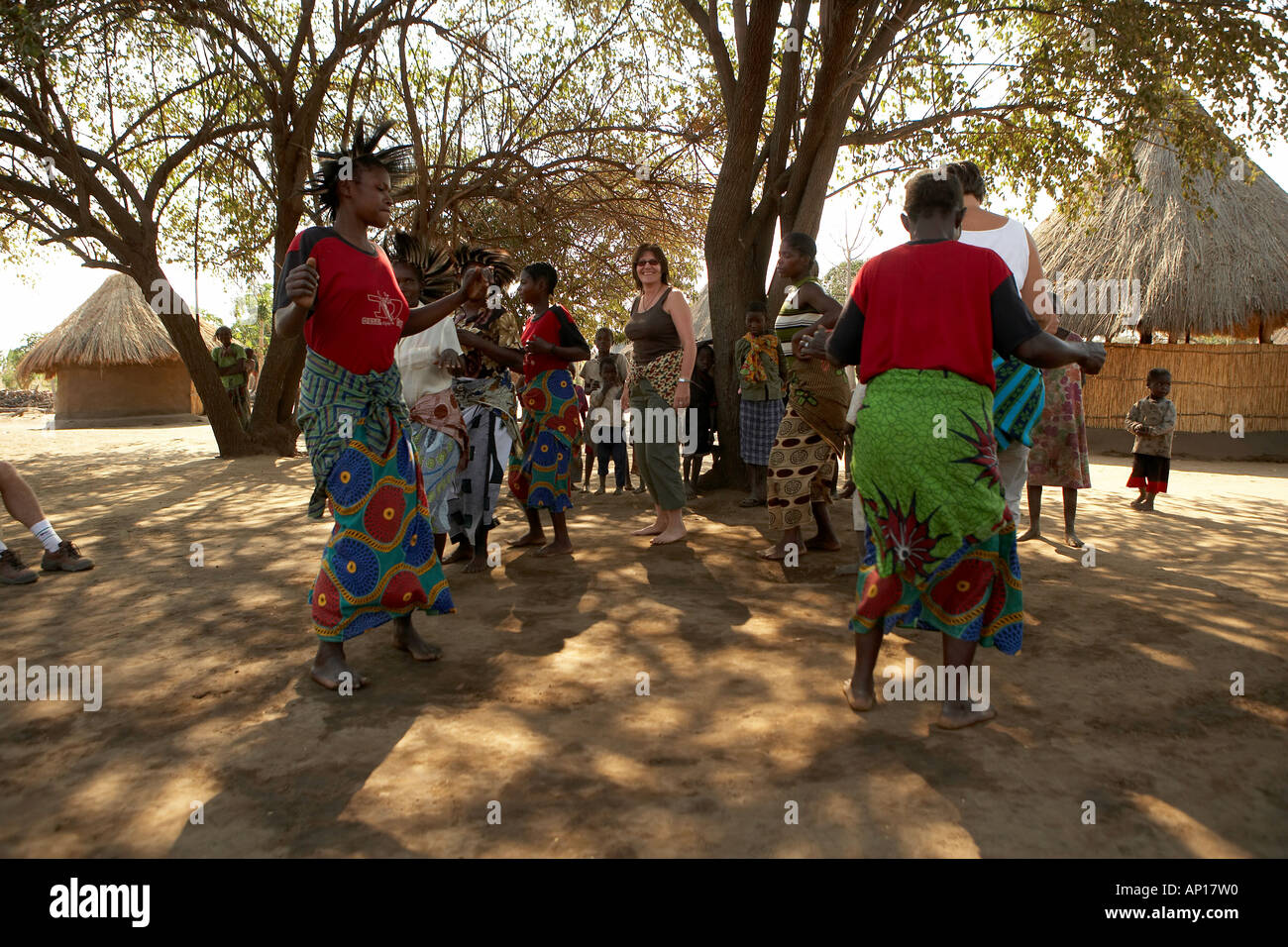 Zambia traditional dance hi-res stock photography and images - Alamy