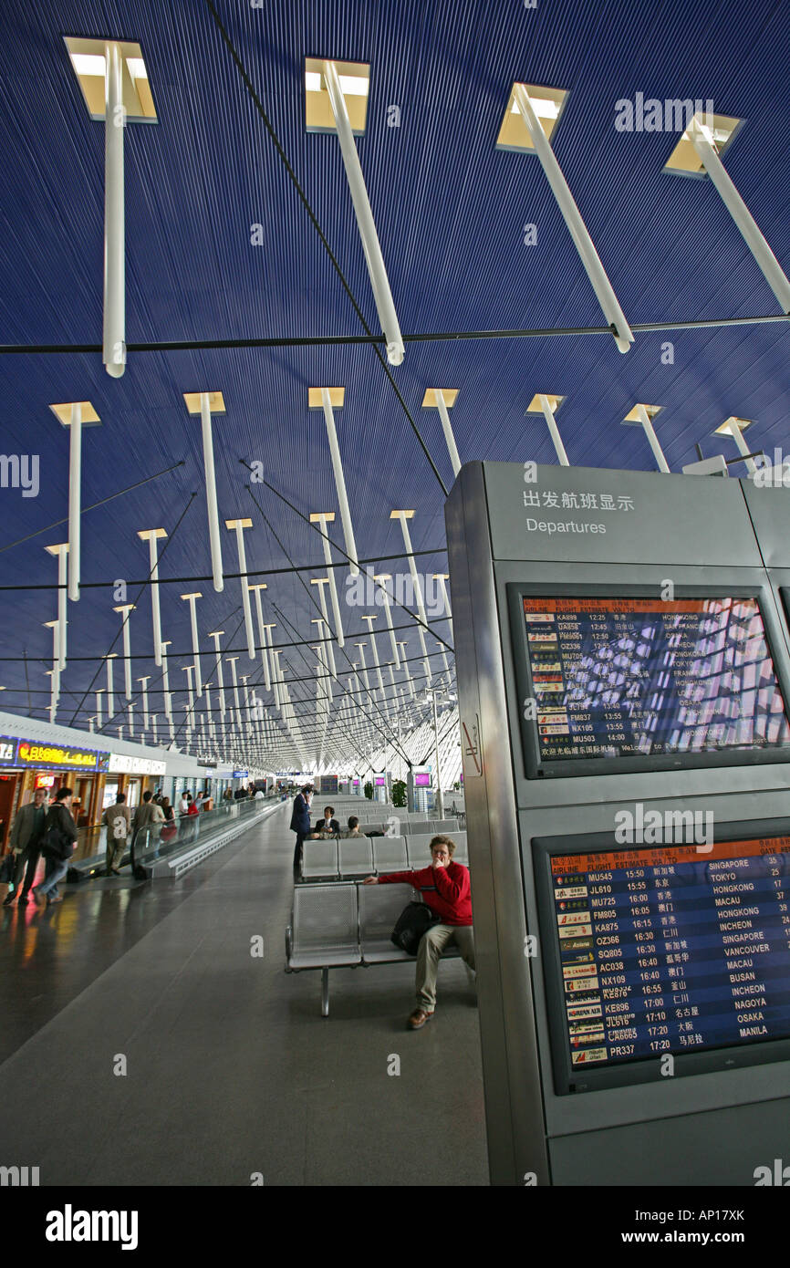 Airport passenger departure terminal hi-res stock photography and ...