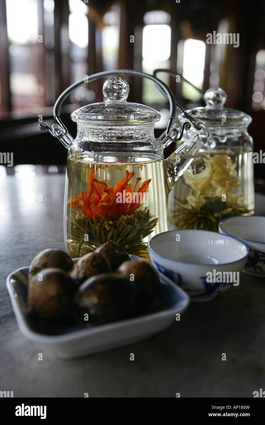 Shanghai mid lake pavilion tea house hi-res stock photography and ...