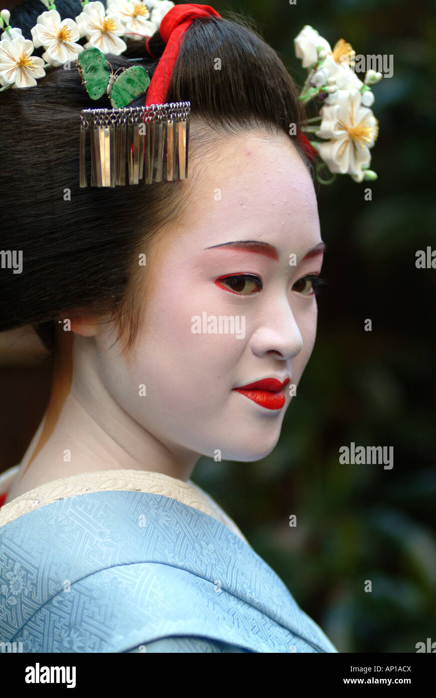 Geisha Face Profile