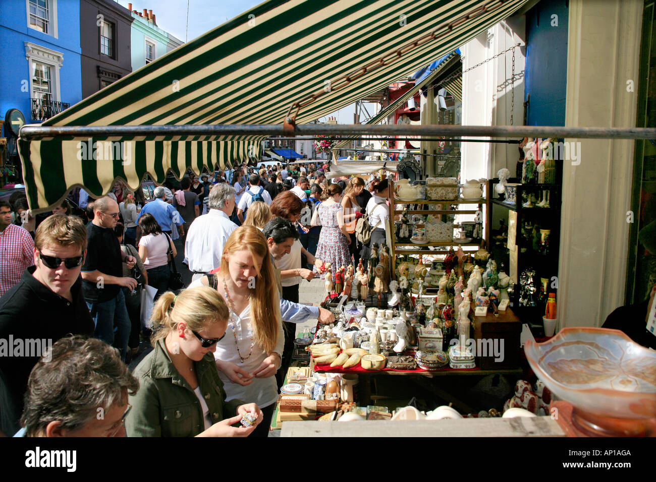 Silver antiques stall portobello road hi-res stock photography and ...