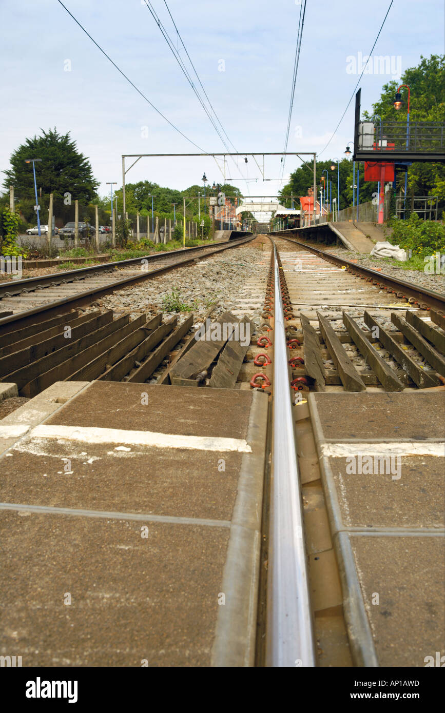 Overhead Power Lines And Crossing Ingatestone Railway Station Essex UK ...