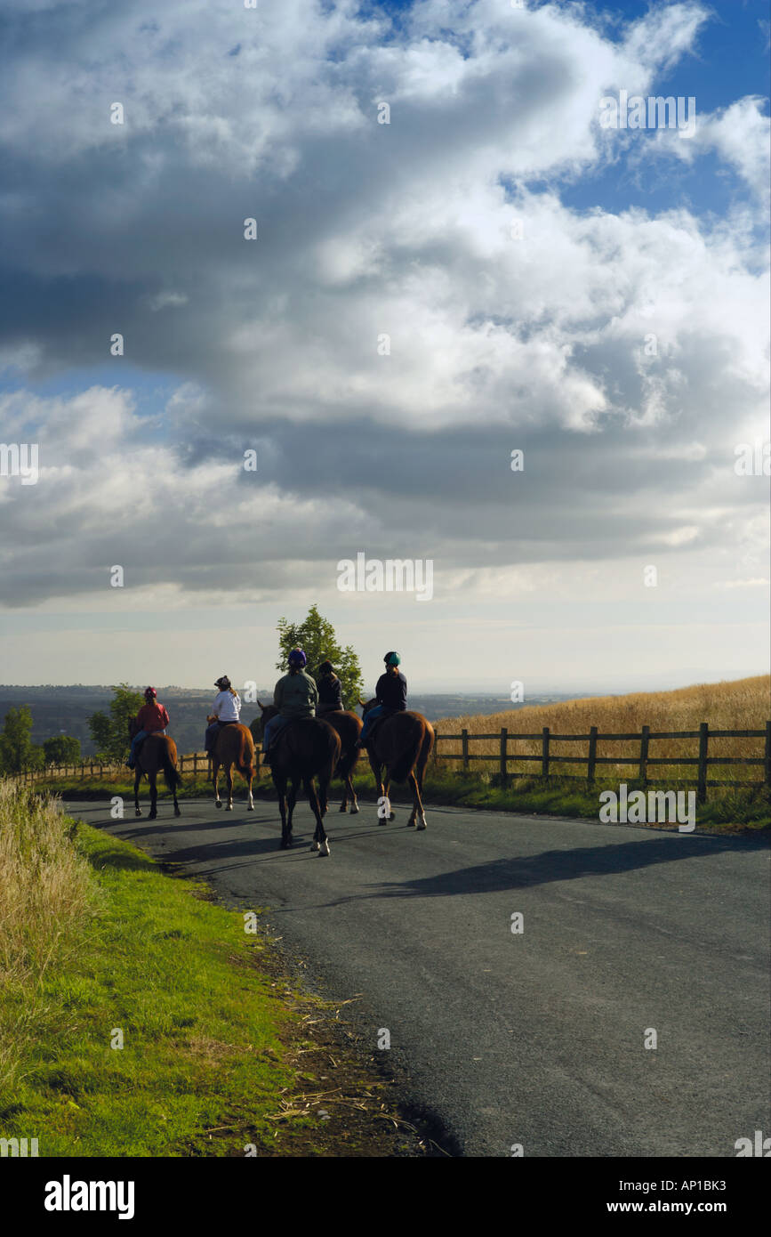 English girl riding horse hi-res stock photography and images - Alamy