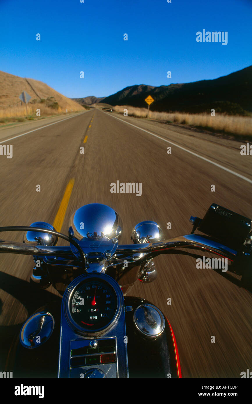 Harley davidson on the road hi-res stock photography and images - Alamy