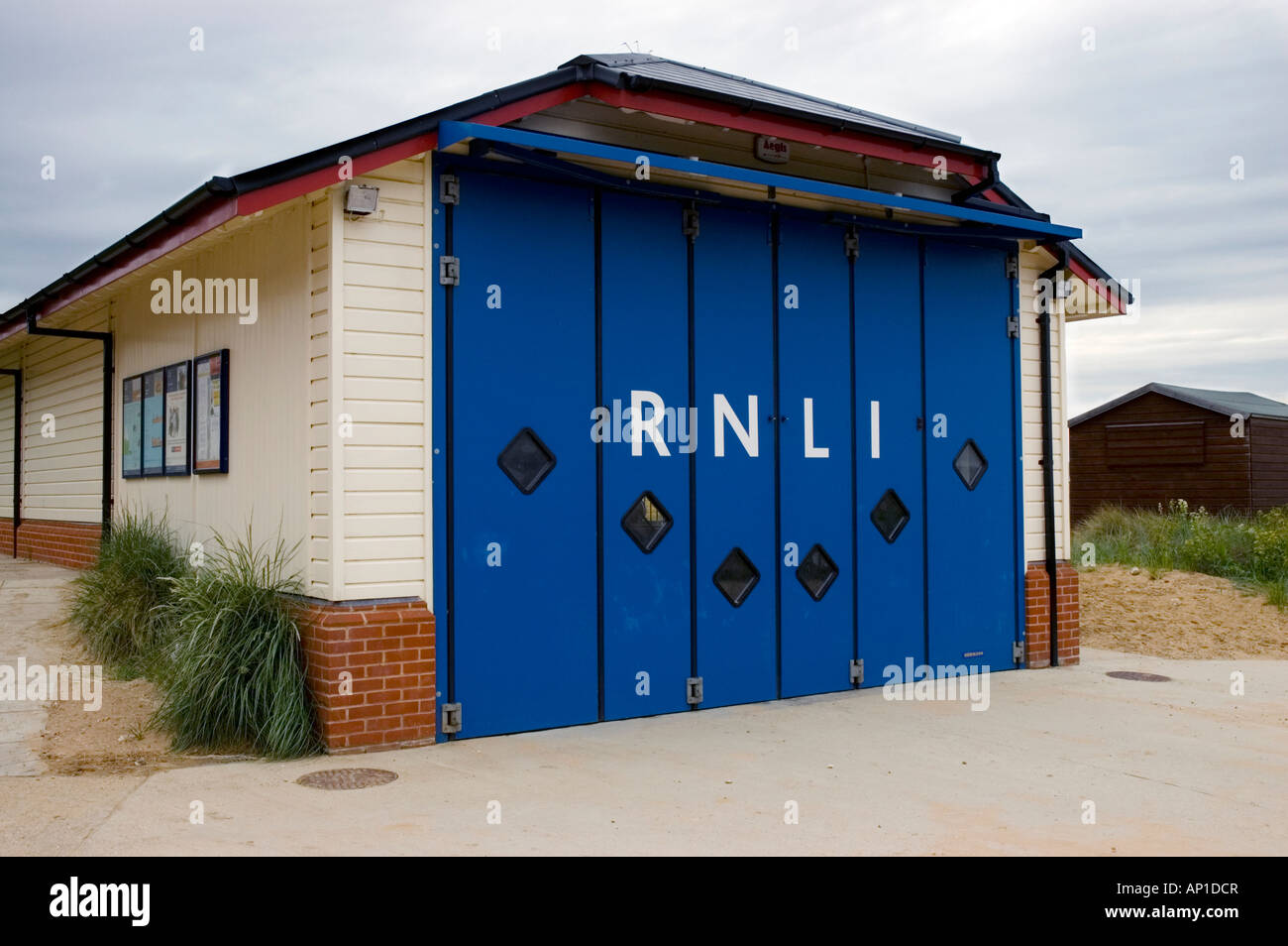 Hunstanton lifeboat station hi-res stock photography and images - Alamy