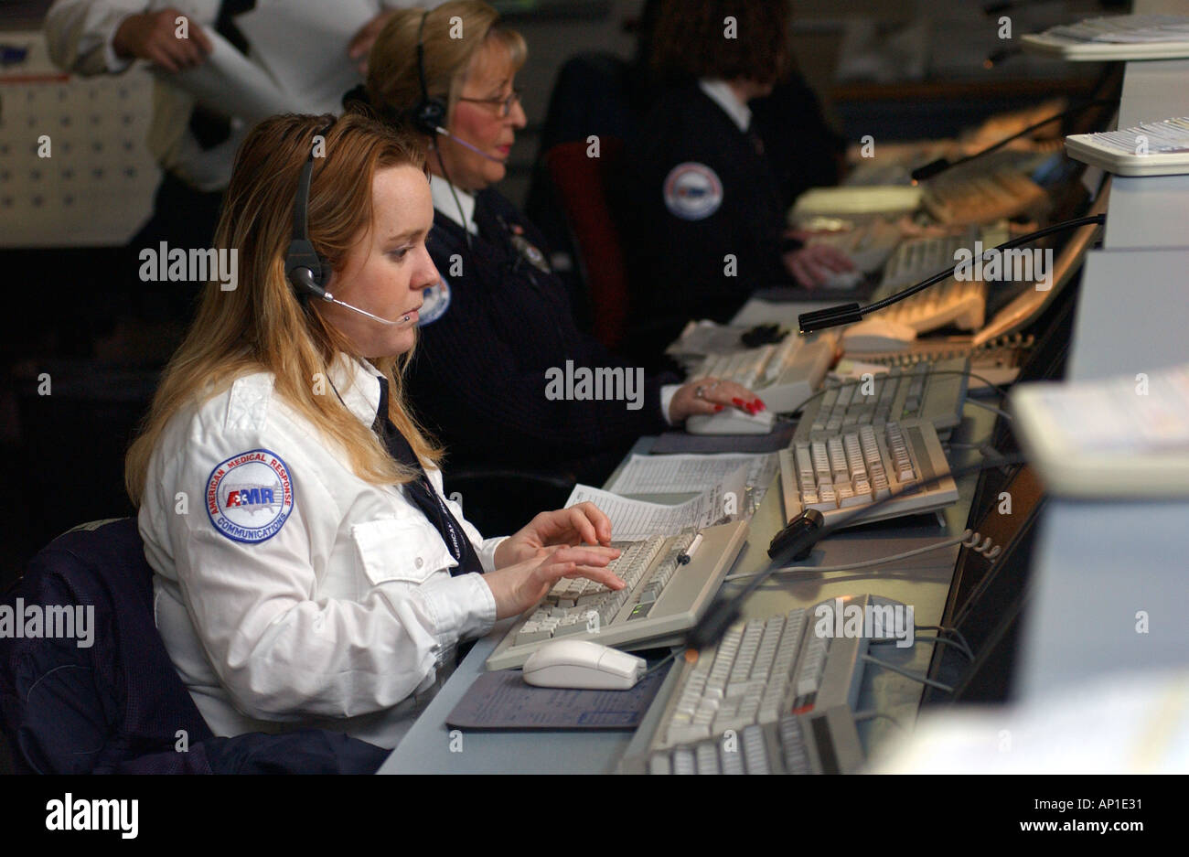 911 dispatcher hi-res stock photography and images - Alamy