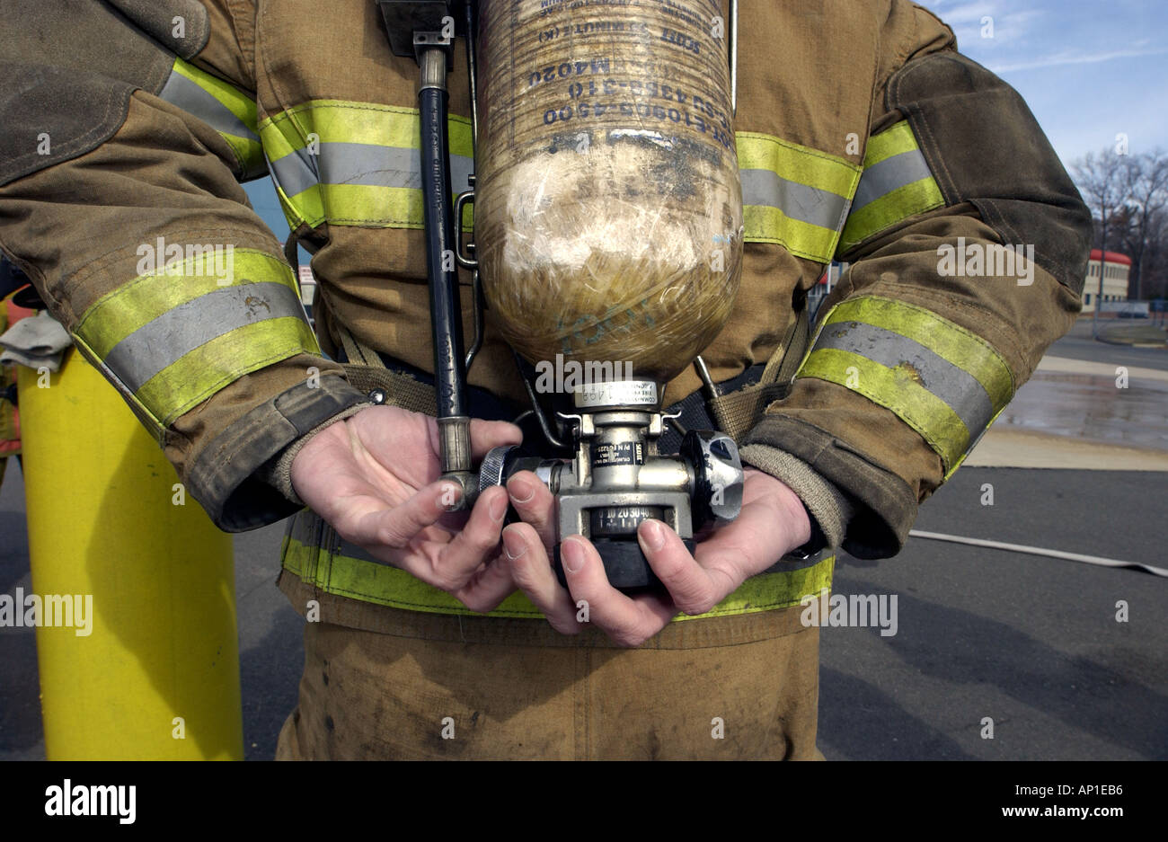 Firefighters training school ladder hi-res stock photography and images ...
