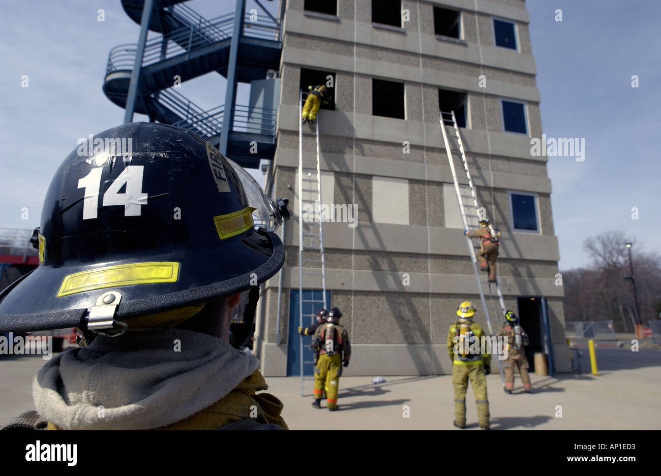 Fire academy hi-res stock photography and images - Alamy