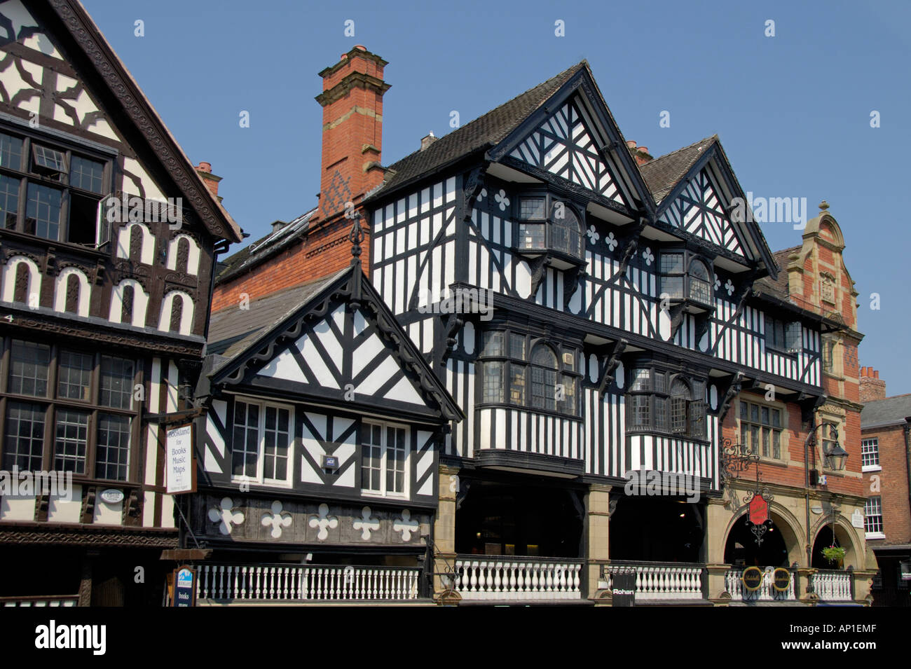 Chester medieval architecture historic tourist attraction deva hi-res ...