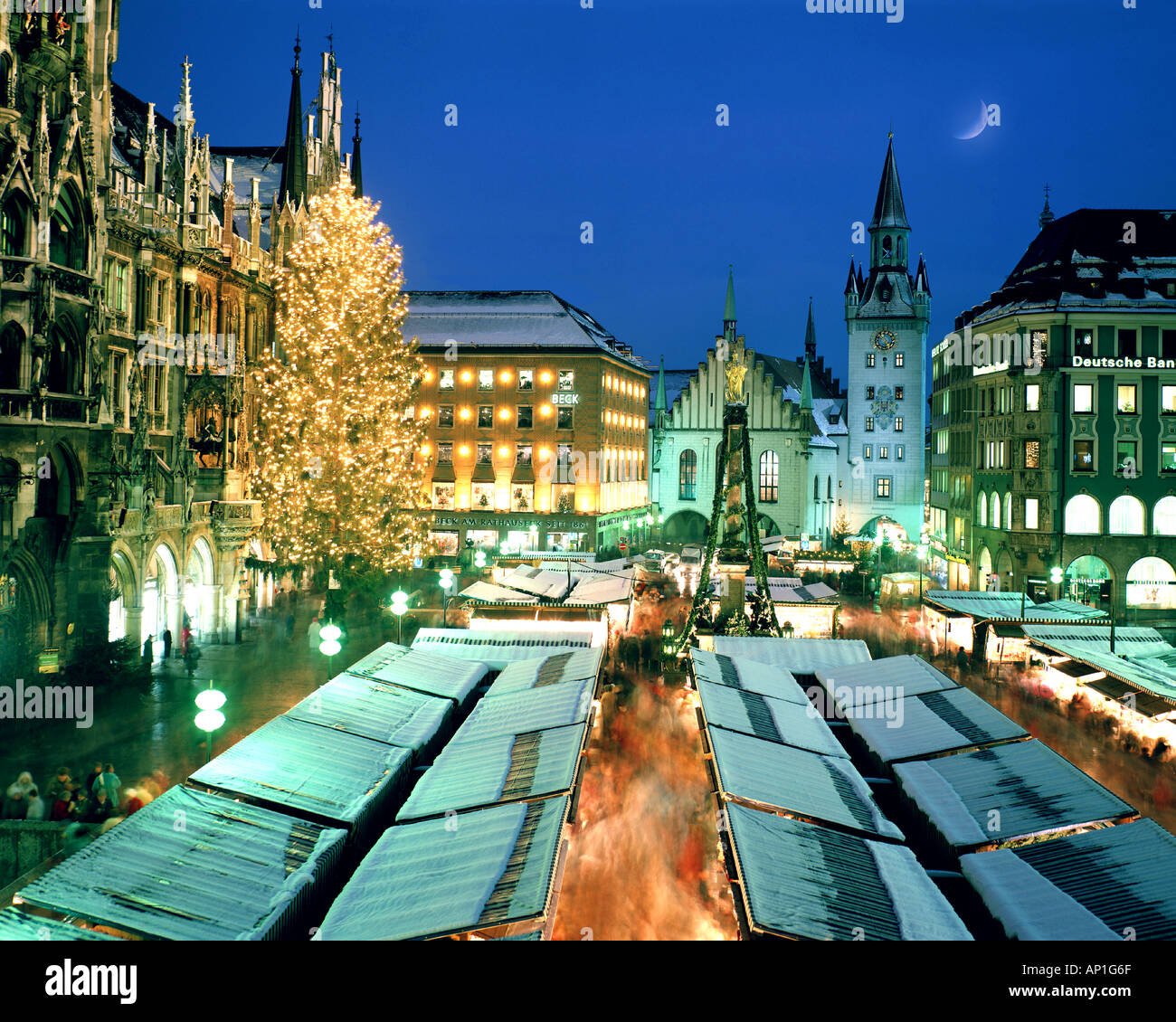 DE - BAVARIA: Christmas Market at Munich Stock Photo - Alamy