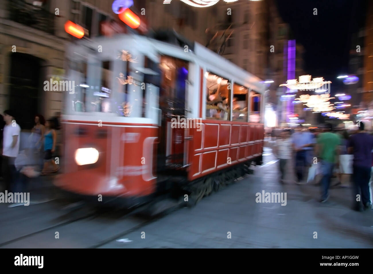 U bahn istanbul hi-res stock photography and images - Alamy