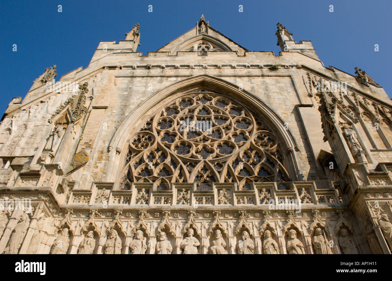 West facade rose window saint hi-res stock photography and images - Alamy