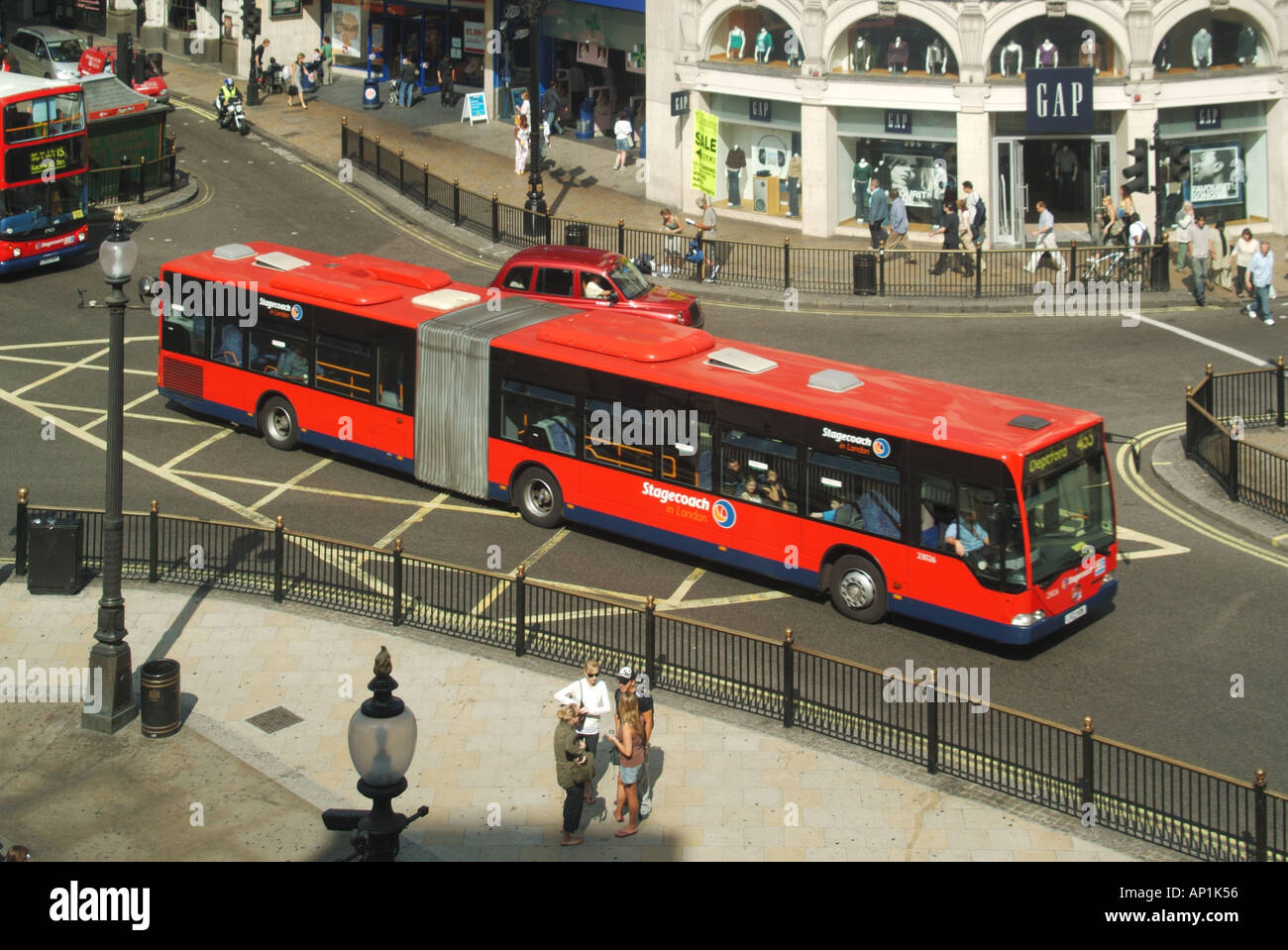 Stagecoach bendy bus service on route 453 crossing box junction at ...