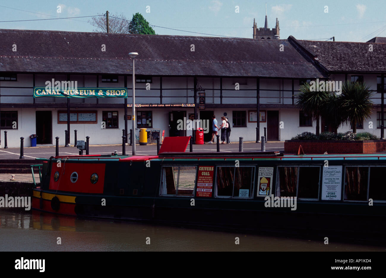Canal shop and museum, The Wharf, Kennet and Avon Canal, Devizes ...