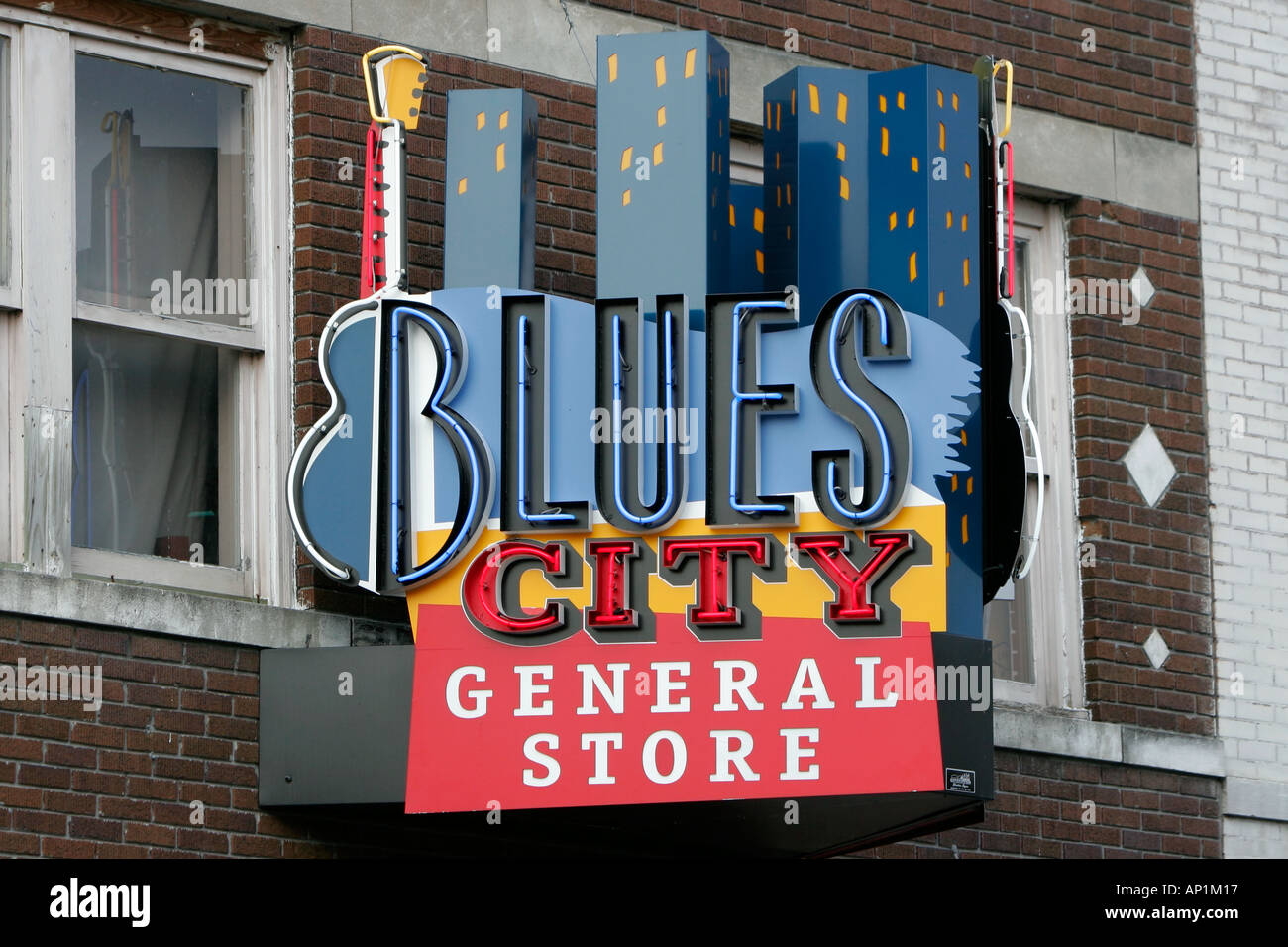 Blues city neon sign Beale Street Memphis USA Stock Photo - Alamy