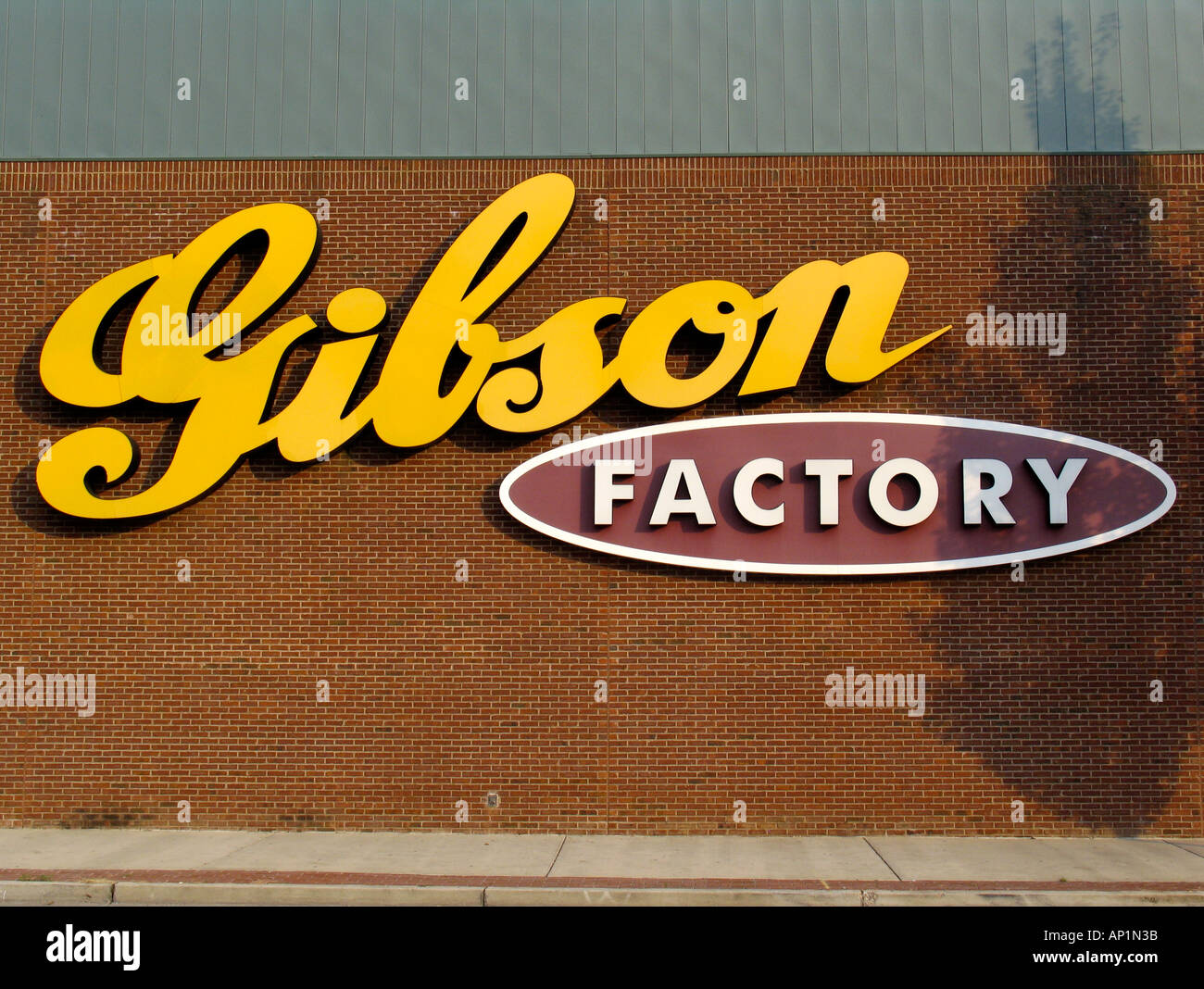 Gibson guitar sign hi-res stock photography and images - Alamy
