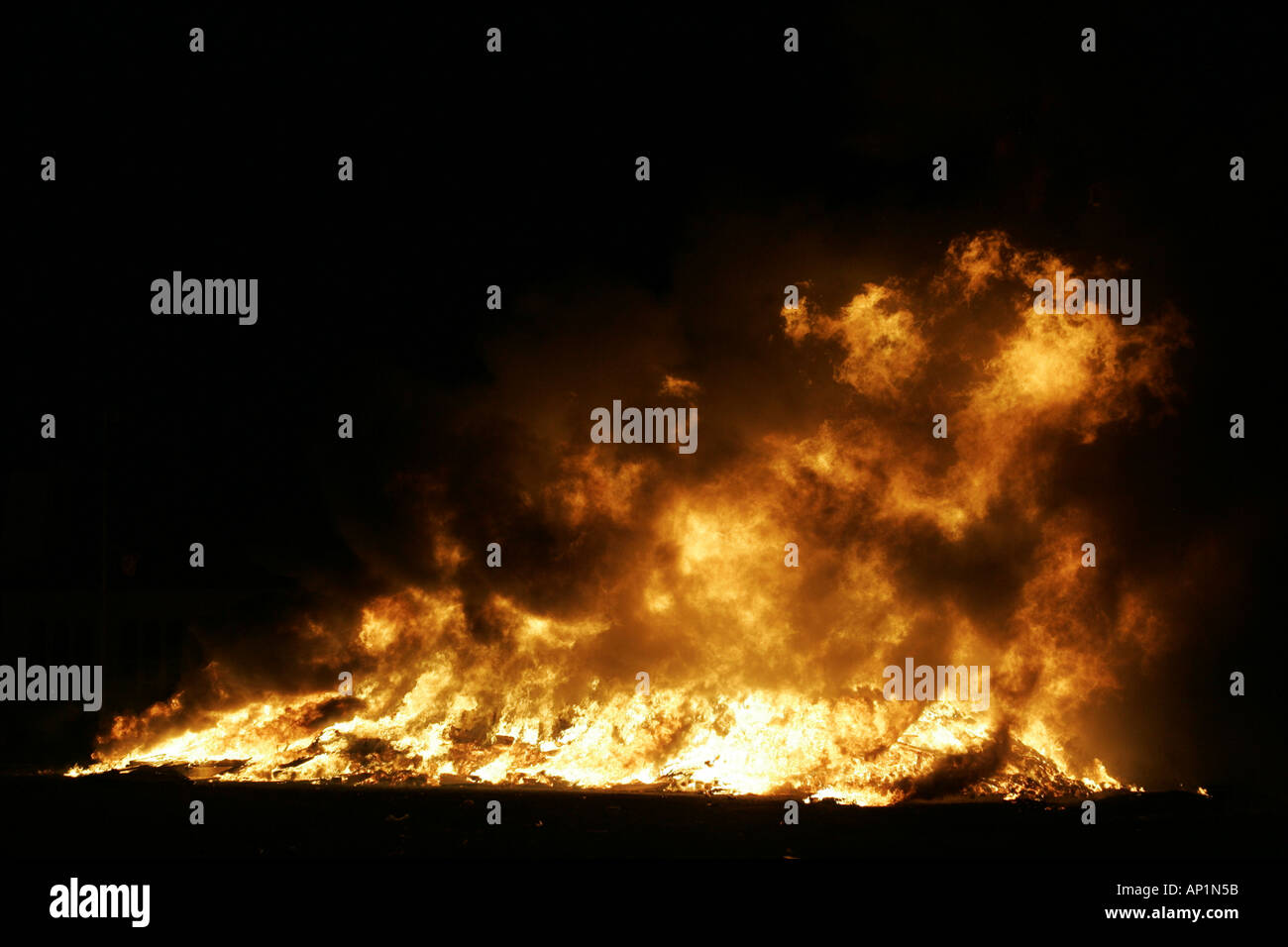 11th night bonfire in Monkstown Stock Photo - Alamy