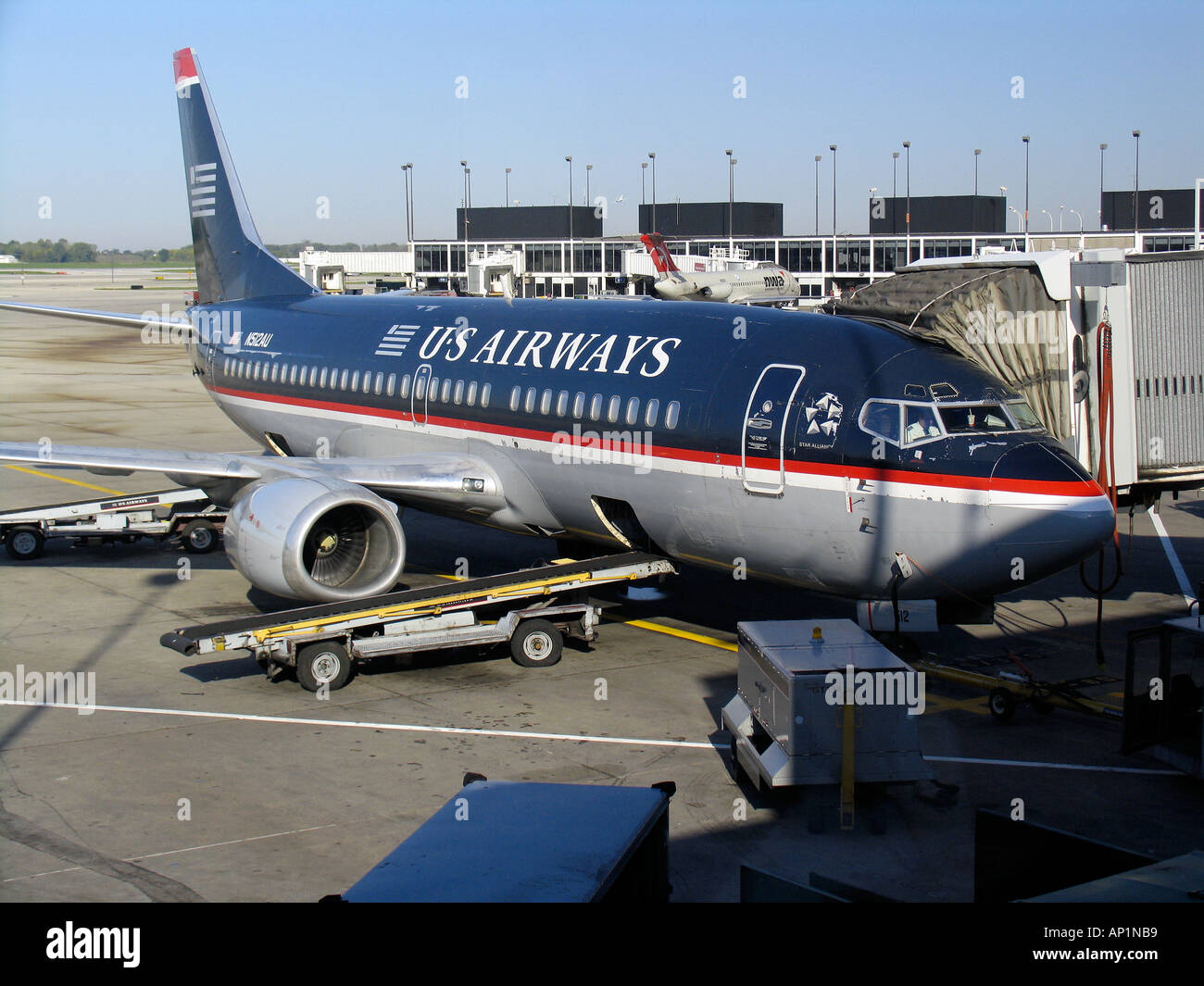 U S Airways Boeing 737 passenger jet at terminal Chicago OHare ...