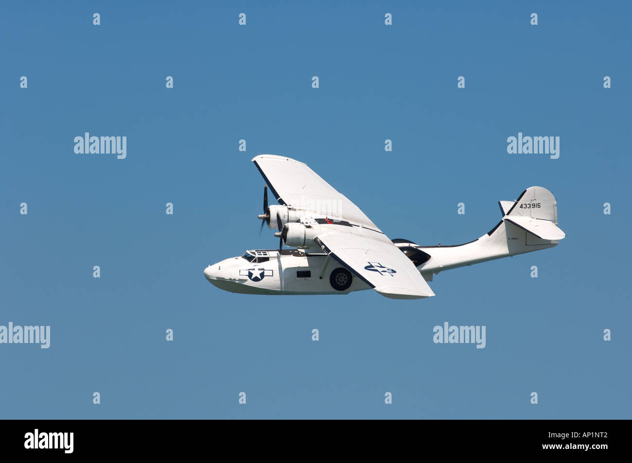 Catalina navy sea plane hi-res stock photography and images - Alamy