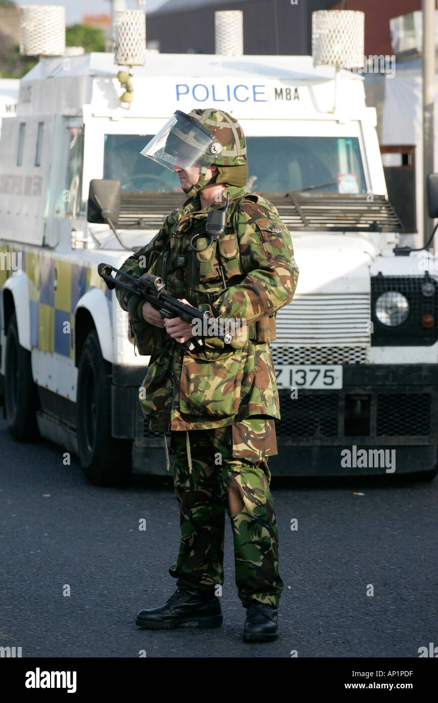 Mp5 gun hi-res stock photography and images - Alamy