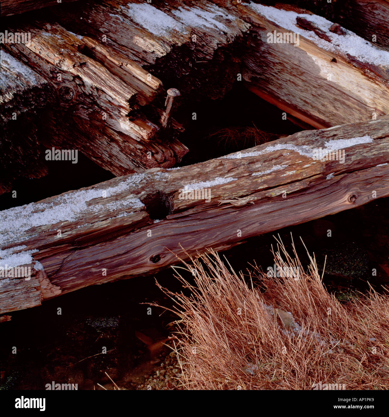 Decaying wooden jetty hi-res stock photography and images - Alamy