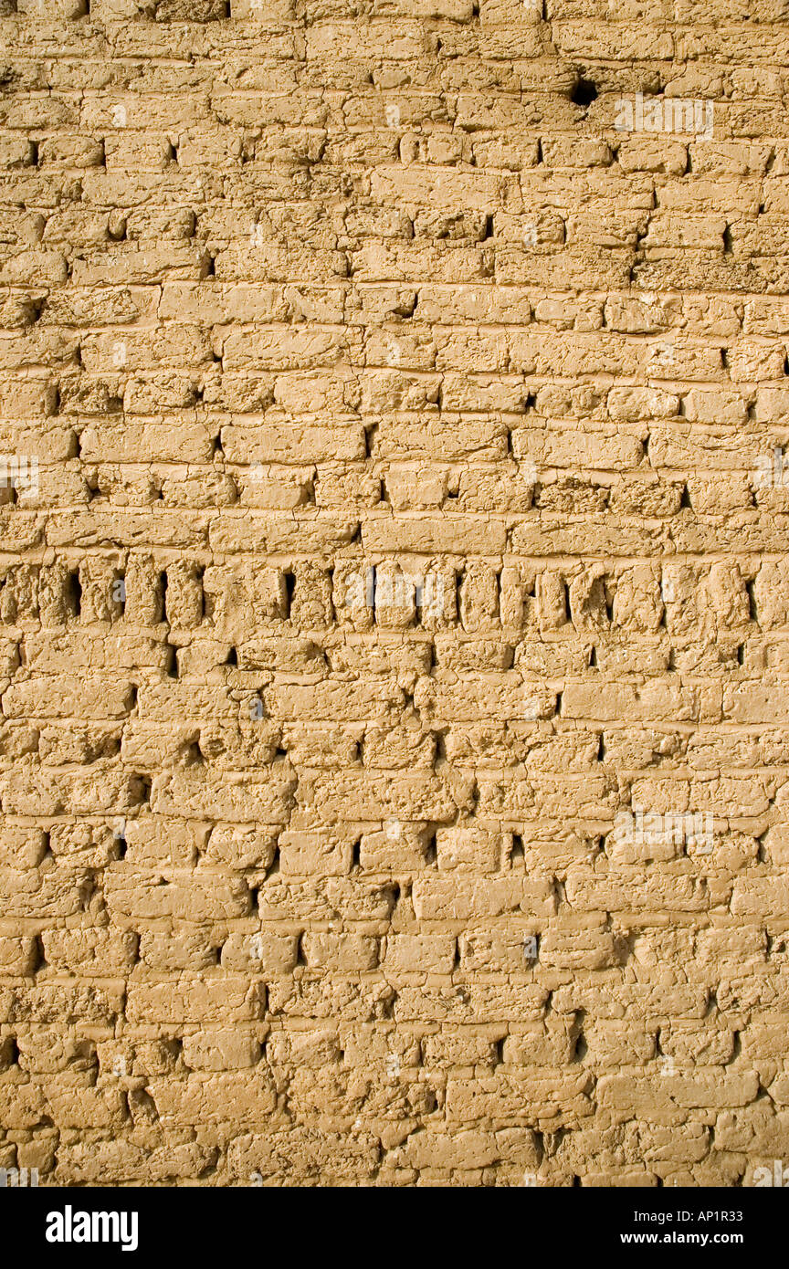 Material mud hi-res stock photography and images - Alamy