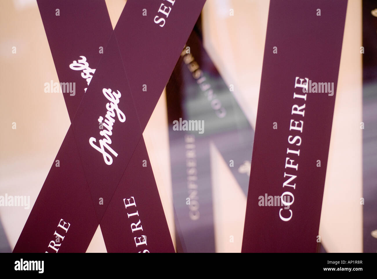 Zurich confiserie spruengli hi-res stock photography and images - Alamy