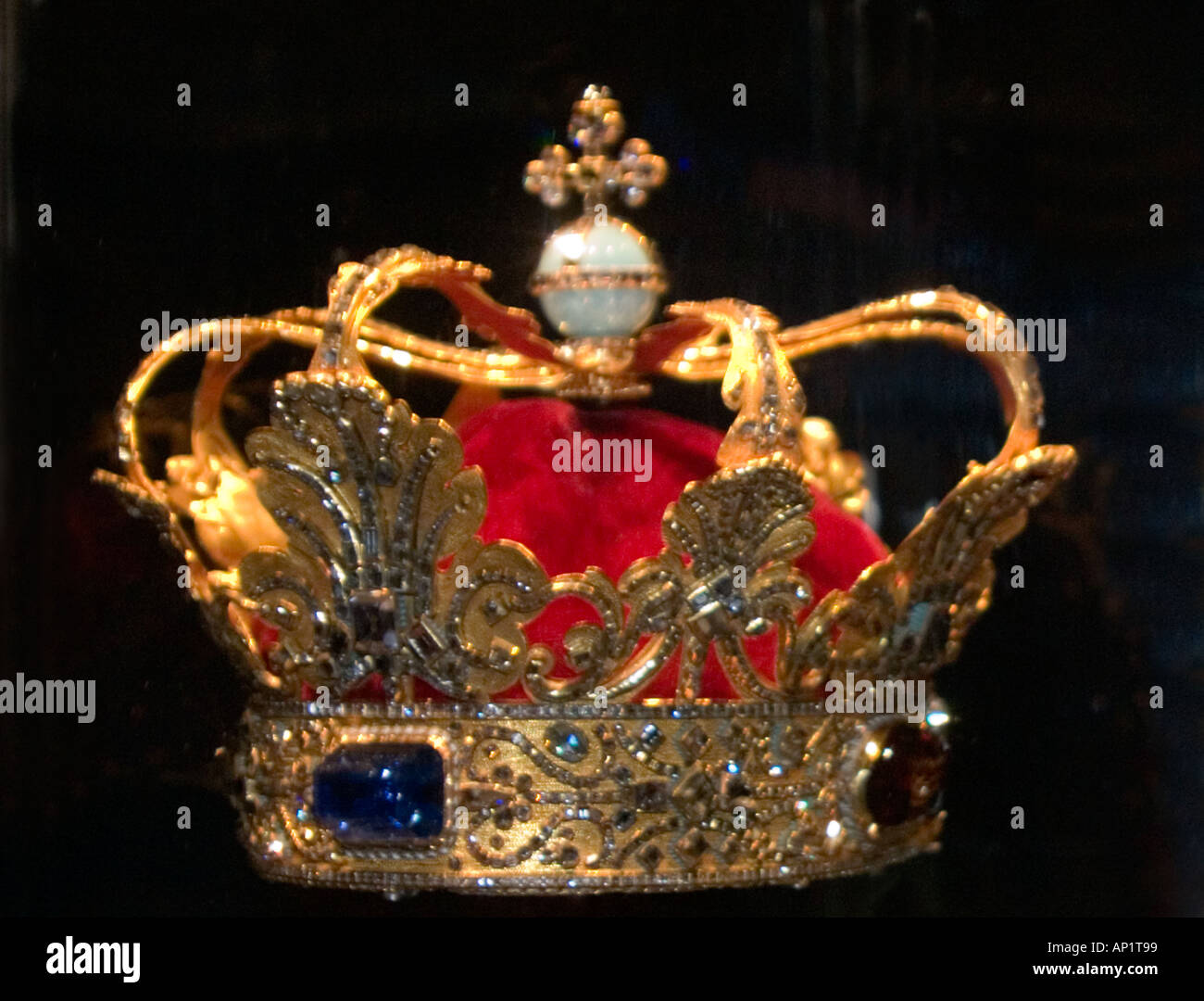 Danish crown jewels hi-res stock photography and images - Alamy