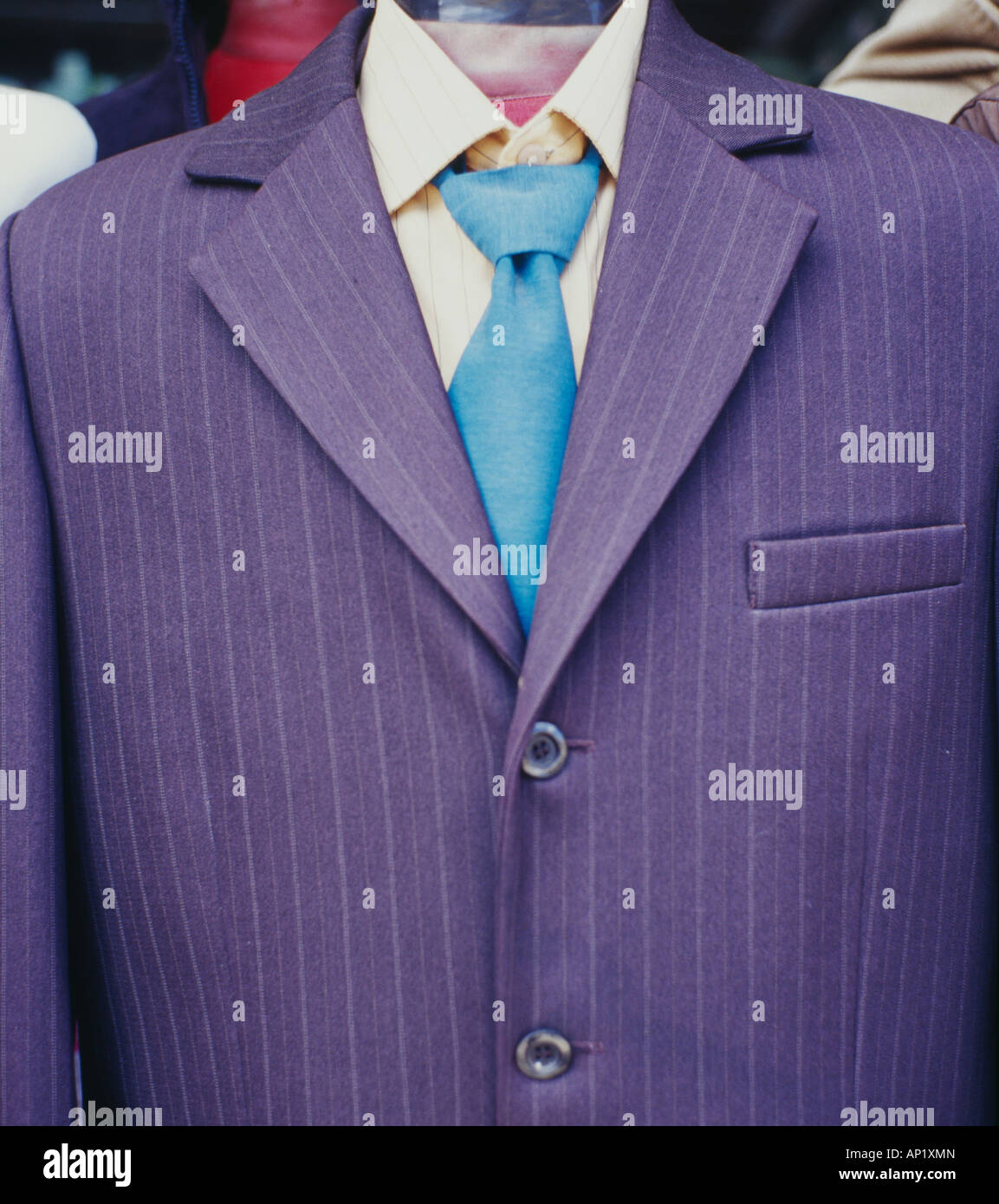 Manikin with suit hi-res stock photography and images - Alamy
