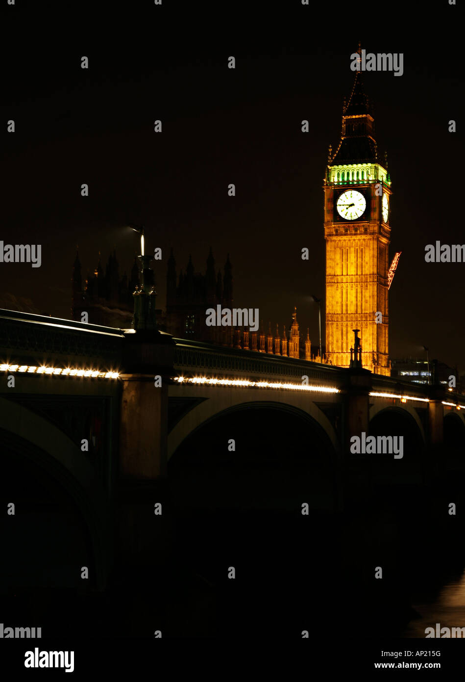 Big Ben Westminster bridge at night, London Stock Photo - Alamy