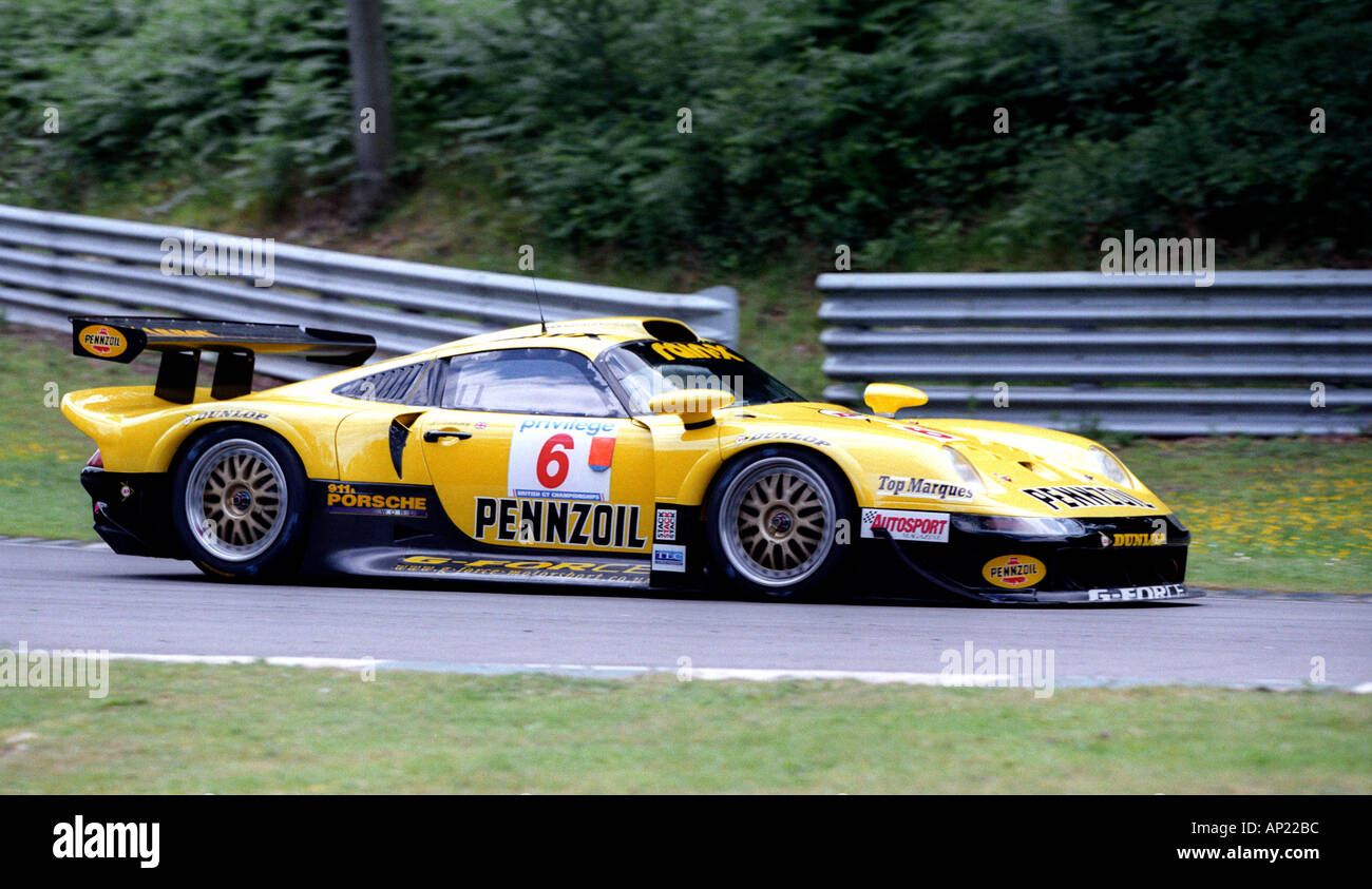 Pennzoil Porsche at Brands Hatch Stock Photo - Alamy