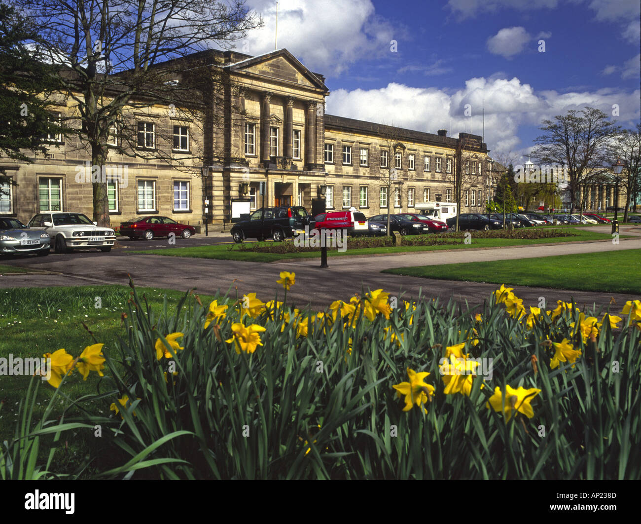 Harrogate town hall hi-res stock photography and images - Alamy