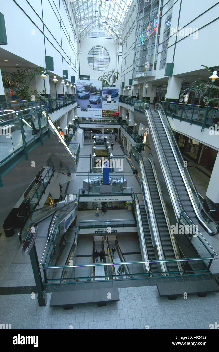 Canada Quebec Montreal Underground City Shopping Center Stock Photo - Alamy