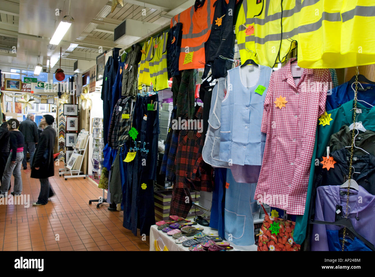 Work clothing hi-res stock photography and images - Alamy