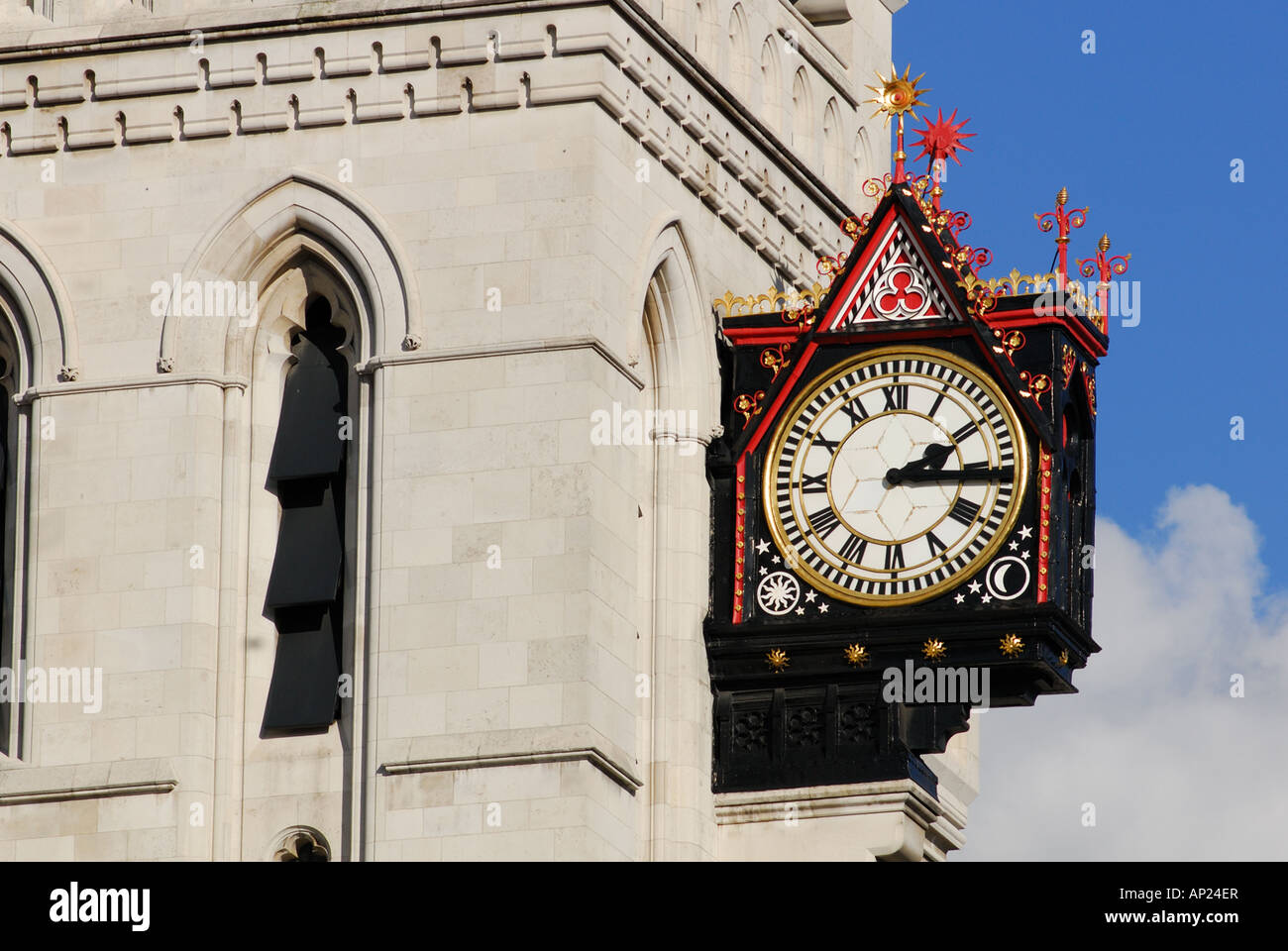 The royal courts of justice strand hi-res stock photography and images ...