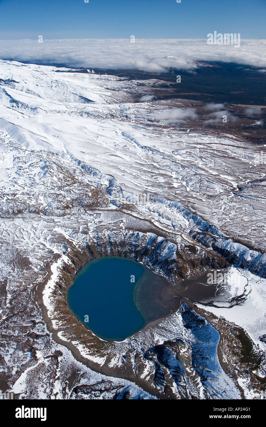 Lower Tama Lake and Mt Ruapehu far left in distance Tongariro National ...